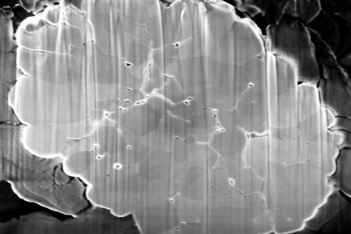 Cracking in lithium-ion batteries speeds up electric vehicle charging ...