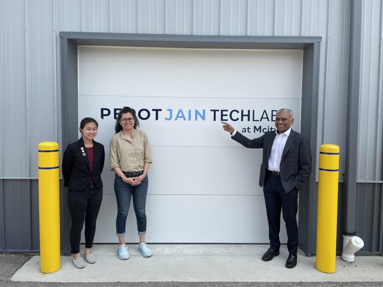Perot Jain TechLab program enables entrepreneurial experience for technical students - Michigan ...